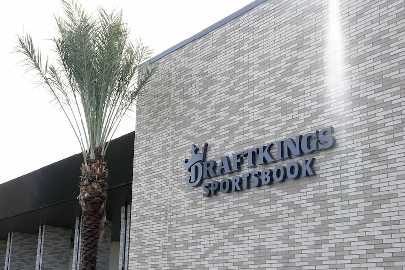 DraftKings Sportsbook At Wrigley Field 'Finally Taking Bets'